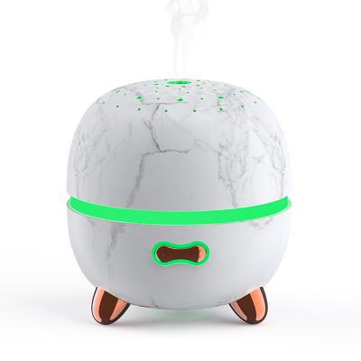 China USB Mini Portable Humidifier Aroma Essential Oil Diffuser 200ml Capacity for Kids Children for sale