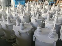 China Oil Immersed Distribution Transformer 220V 240V IEC60076 Certified Step Down Transformer for sale