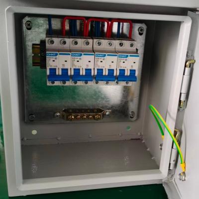 China 1000V DC Solar PV Combiner Switch Box with String Fuses, SPD and DC Circuit Breaker for Utility-Scale Photovoltaic Systems for sale
