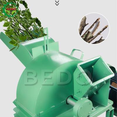 China 11KW Carbon Steel Sawdust Maker Machine 300-400KG/H Capacity with 1400r/min Speed for sale