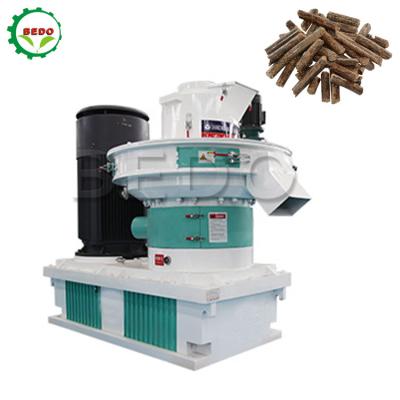 China 90KW 380V Wood Pellet Production Machine with 800-1000kg/h Capacity and 550mm Ring Die for sale