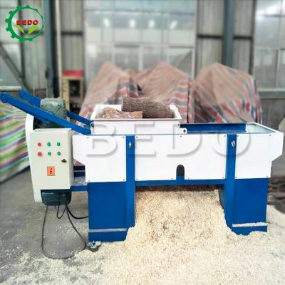 China High-Efficiency Wood Shavings Machine 7.5kW 380V with 300kg/h Capacity and PLC Control System for sale