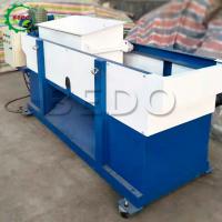 China 300kg/H Automatic Wood Shavings Machine with 7.5kW Motor and PLC Control System for Industrial Processing for sale