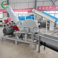 China 3-5t/h Capacity Electric Wood Chipper Machine Automatic Feed Conveyor Drum Type Shredder for sale