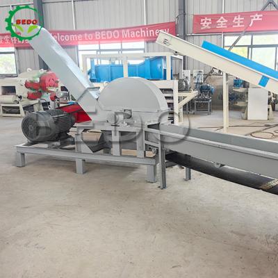 China 37KW Electric Wood Chipper Machine 4m Feed Conveyor Drum Type Shredder 3-5t/h for sale