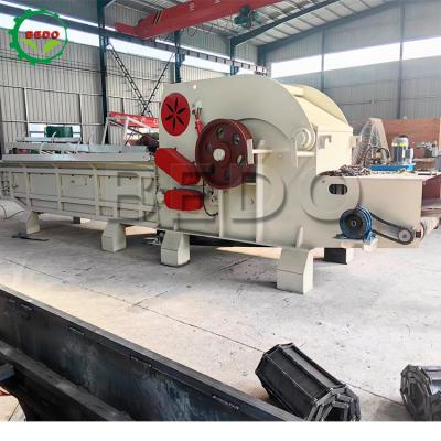 China Industrial Wood Crusher Machine 160KW 25-35MM Wood Chips Max Diameter 300mm for sale