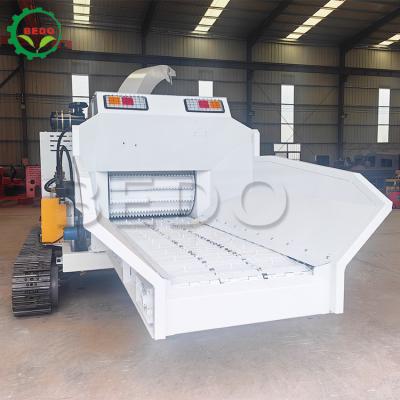 China 2.5m Discharge Distance 4 tons Towable Weight Logs Grinder Your Solution for Durable Wood Grinding for sale