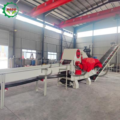 China 235HP Hydraulic Motor Feed Conveyor Drum Wood Chipper Machine 12-15t/h CE Certified Industrial Processing for sale