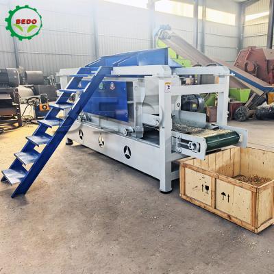 China 125mm Roller Diameter Wood Shavings Machine 4kw Power Custom Output Size for Various Wood Types for sale