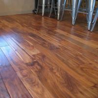 China Direct Sale of Bathroom Poplar Herringbone Parquet Flooring Wood Laminate Flooring for sale