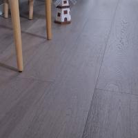China Discontinued OAK Colour 12mm Indoor Laminated Floor Tile Roll Mdf Wooden Flooring for sale