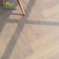China Smooth Three Layer Engineered Wood Flooring Walnut White Red Oak Engineered Flooring for sale