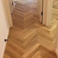 China Luxury Wood Style SPC Flooring Natural Colour Fishbone Herringbone Click Vinyl 4mm-8mm for sale