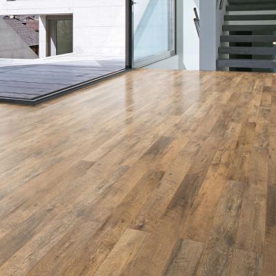 China Living Room Eco-friendly Advantage 12mm AC5 HDF Waterproof Laminate Wood Flooring for sale