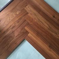 China Multilayer Engineered Wood Flooring 15mm Walnut Oak Plank for Bedroom Stairs Install for sale