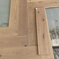 China Multicolor Engineered Wood Flooring for Best Curved Herringbone Pattern Fishbone Floor for sale