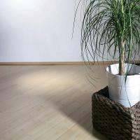 China High Density 0.72g/cm3 Natural Color Dasso Soundproof Thermo Teak Foam Bamboo Flooring for sale
