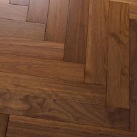 China Living Room Engineered Floor Tiles Engineered Oak Wood Flooring for sale