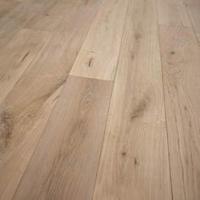 China Multi-layer Fishbone Engineered Oak Flooring with T G or Click System and Real Wood for sale