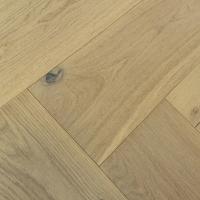 China Multi-layer Fishbone Engineered Oak Flooring with T G or Click System and Real Wood for sale