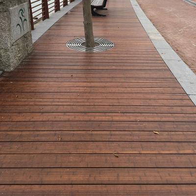 China Eco-Friendly Anti-Corrosion Bamboo Plastic Composite Decking with Flat Surface Design for sale