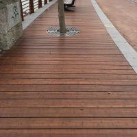 China Waterproof Bamboo Decking for Garden Trestles and Corridors 130mm Width Distressed Design for sale