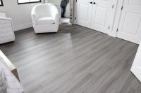 China Everjade Waterproof Self Adhesive Plank Lenolium Lvp Lvt Flooring Perfect for Needs for sale