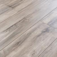 China 1218*303mm Fire and Waterproof Oak Laminate Wood Flooring for Living Room Improvement for sale