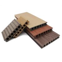 China 1.3%-1.4% Density Interlocking Garden Decking Perfect for Outdoor and 100% Recyclable for sale