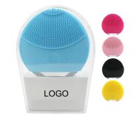 China Waterproof Vibrating Face Cleansing Brush Usb Recharge Private Label for sale