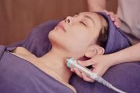 China Lifting Ultrasound Introduction Lifting and Tightening Beauty Instrument for sale