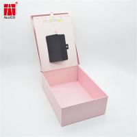 China Customized Rigid Cardboard Paper Gift Luxury Cardboard Magnetic Folding Gift Box for sale