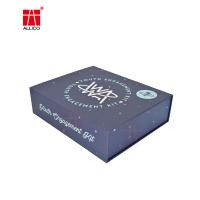 China Folding Packaging Cardboard Boxes Magnetic Closure Gift Box Customized for sale
