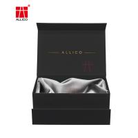 China CMYK White Gift Box With Lid Collapsible Groomsmen Proposal Box With Magnetic for sale