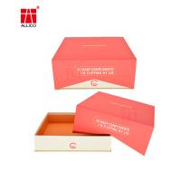 China Red Packaging Cardboard Kraft Paper Magnetic Closure Square Gift Packaging Boxes for sale