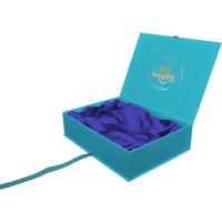China Magnetic Pantone 1200gsm Cardboard Gift Boxes Wig Packaging for sale