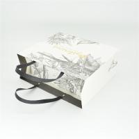 China CMYK 4C Recycled Paper Gift Bags Gold Foil Logo For Shopping for sale