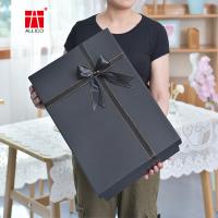 China 2mm Paperboard Foldable Garment Packaging Box With Lid ISO Approval for sale