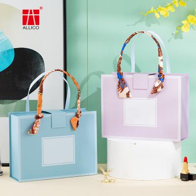China 600gsm To 1400gsm Packaging Cardboard Gift Boxes With Panel Handle Allico for sale