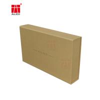 China 1-4C Kraft Paper Foldable Packaging Box Spot UV With Ribbon for sale