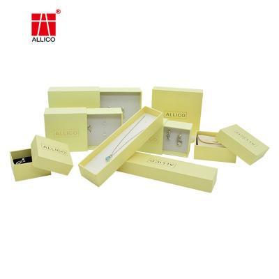 China Green Cardboard Jewelry Gift Box Necklace Earrings Use SGS Certificates for sale