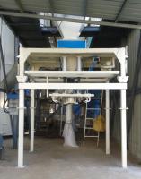 China 6KW Rubbers Crumbs Ton Bagger Packing Machine DCS-50L/2T for sale