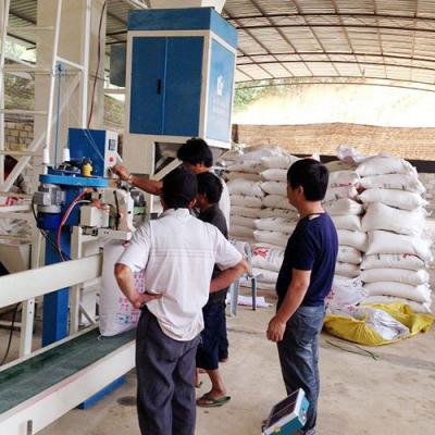 China 3 Speed Semi Automatic 1.1kw 220V 380V Fertilizer Bagging Equipment for sale