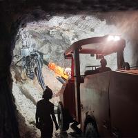 China DS3 Mining Hydraulic Rock Bolting Rig Wider Type 1800-2200mm Bolt Length for sale