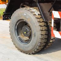 China Loading 25 Tons Underground Articulated Truck 243kw Engine Powered For Mining for sale