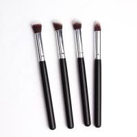 China Synthetic Hair Travel Makeup Brush Set Compact and Portable for On-the-Go Touch-ups for sale