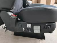 China Fabric Air Suspension Seat 1265mm For High Level Bus Truck for sale