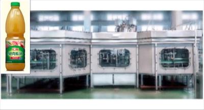China Easy Operating PET Bottle Filling Machine For Packing Acid And Neutral Liquid Products for sale