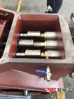 China Horizontal High Pressure Homogenizer with Hydraulically Controlled Pressure Adjustment, Fully Closed Large Scale for sale