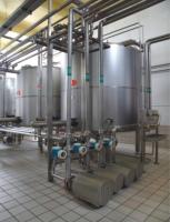 China Semi-auto Separated CIP Systems With with Capacity of 3000L/H*3 for Dairy & Juice Line for sale